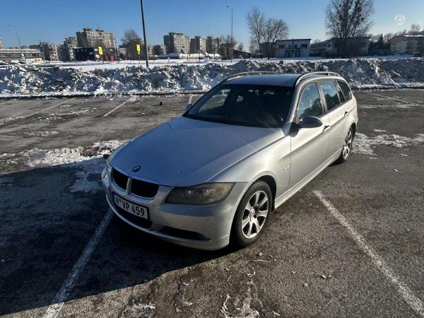 Pelēks BMW 320 2008 Kauņa, ar dzinēja tilpumu 2.00 L un nobraukumu 209 tūkst. km par 3600 €, foto 2 vietnē AUTOMOTO.COM.LV