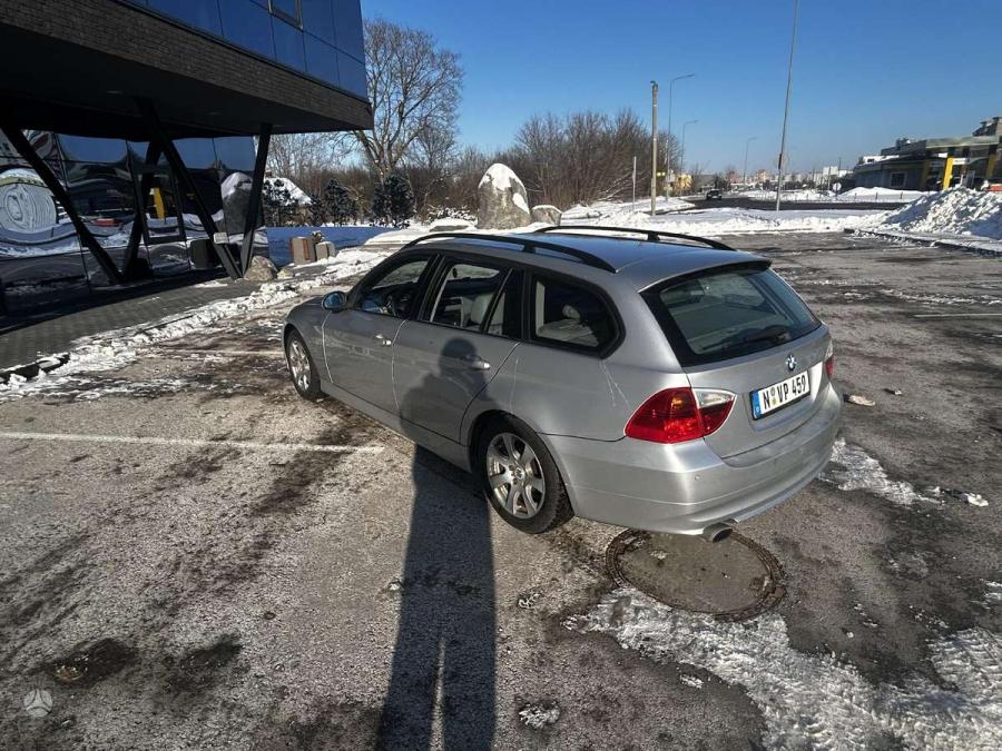 Серый БМВ 320 2008 в Каунас, объемом двигателя 2.00 л и пробегом 209 тыс. км за 3600 €, фото 4 на AUTOMOTO.COM.LV