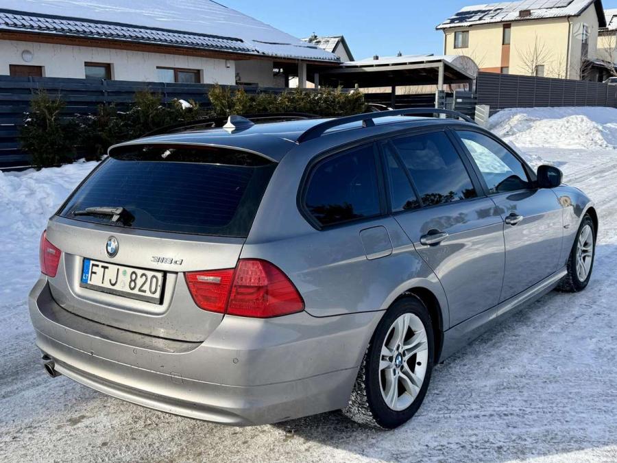 Grey BMW 320 2008 in Vilnius, with an engine capacity of 2.00 L and mileage of 350 thousand km for 3200 €, photo 5 on AUTOMOTO.COM.LV