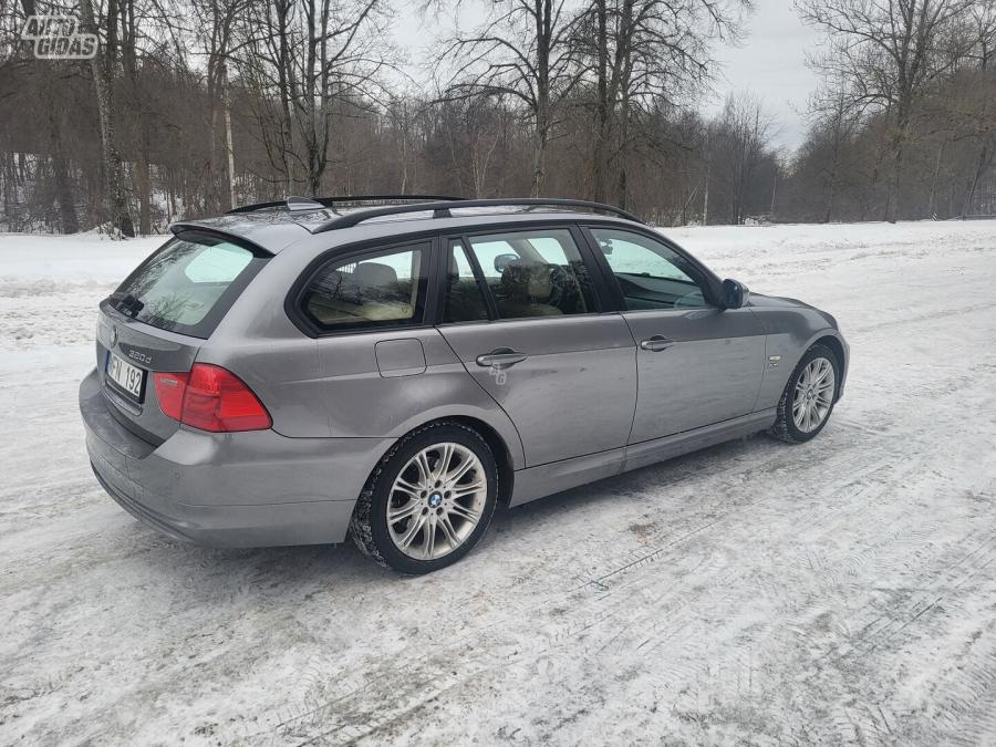 Grey BMW 320 2008 in Vilnius, with an engine capacity of 2.00 L and mileage of 328 thousand km for 3999 €, photo 5 on AUTOMOTO.COM.LV