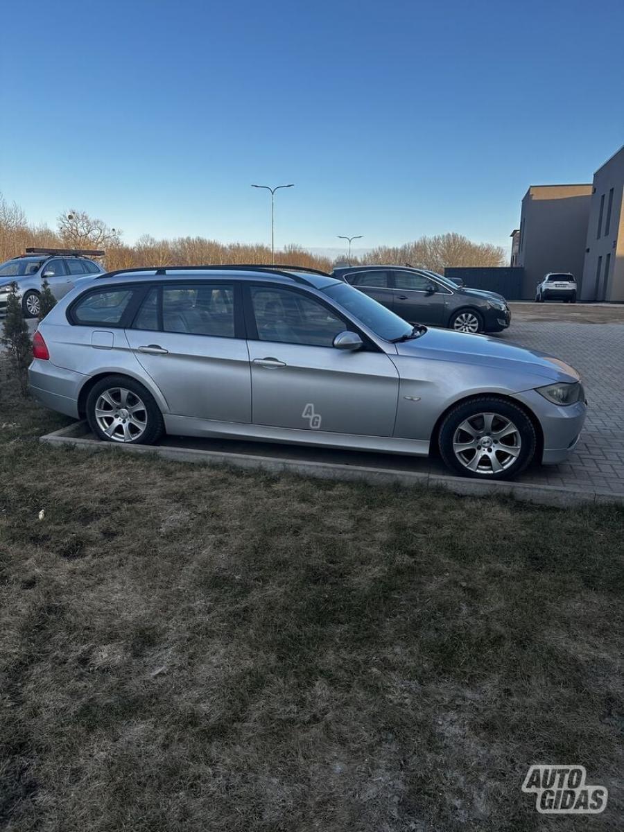 Grey BMW 320 2008 in Kaunas, with an engine capacity of 2.00 L and mileage of 211 thousand km for 3100 €, photo 5 on AUTOMOTO.COM.LV