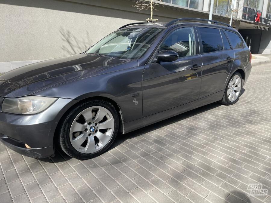 Grey BMW 320 2008 in Vilnius, with an engine capacity of 2.00 L and mileage of 300 thousand km for 3000 €, photo 7 on AUTOMOTO.COM.LV