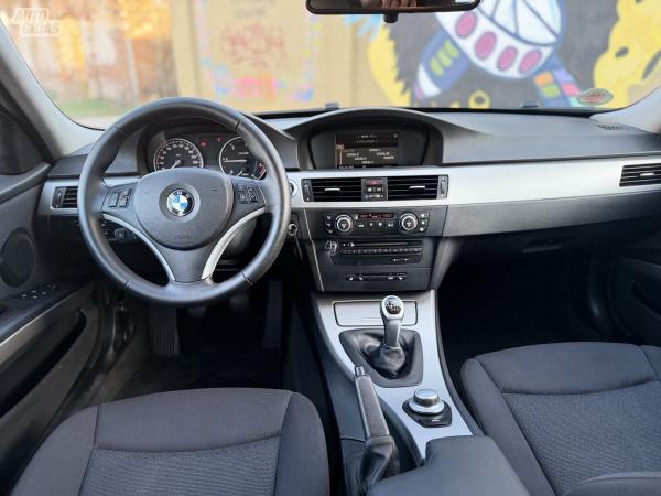Grey BMW 320 2008 in Kedainiai, with an engine capacity of 2.00 L and mileage of 258 thousand km for 3650 €, photo 10 on AUTOMOTO.COM.LV