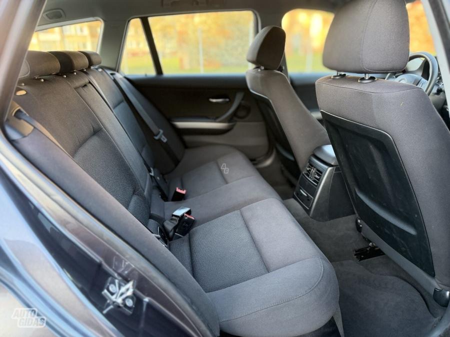Pelēks BMW 320 2008 Kėdainiai, ar dzinēja tilpumu 2.00 L un nobraukumu 258 tūkst. km par 3650 €, foto 19 vietnē AUTOMOTO.COM.LV