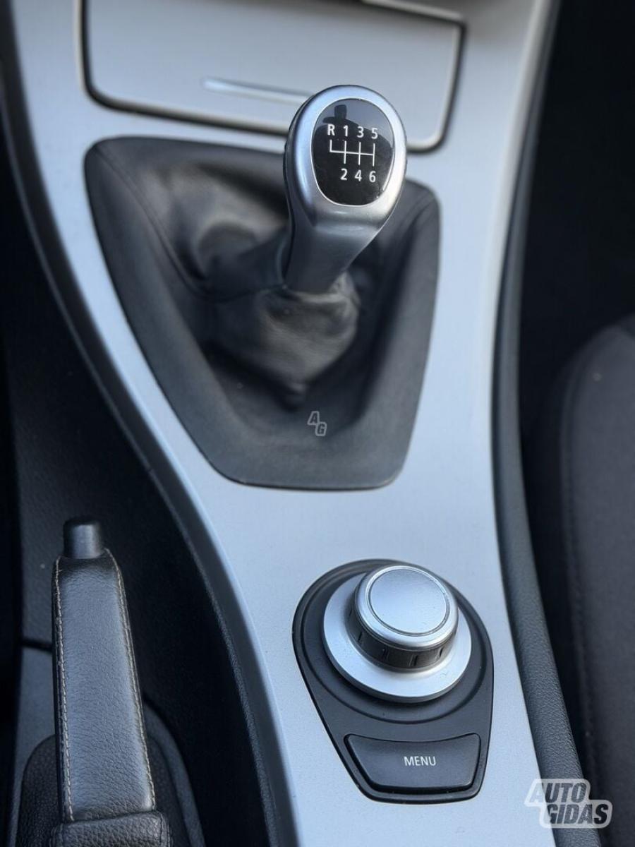 Pelēks BMW 320 2008 Kėdainiai, ar dzinēja tilpumu 2.00 L un nobraukumu 258 tūkst. km par 3650 €, foto 23 vietnē AUTOMOTO.COM.LV