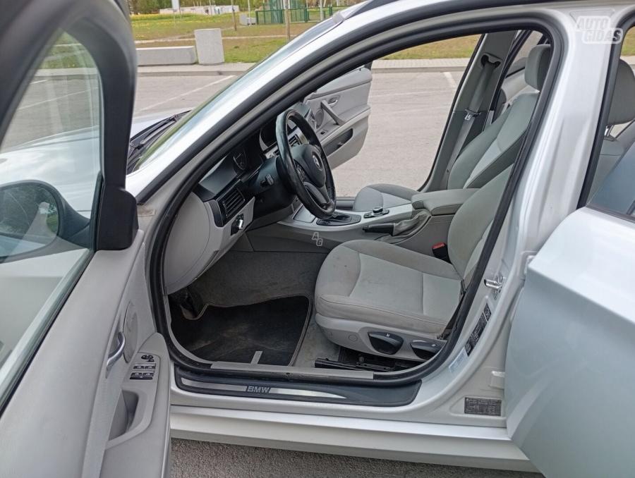 Grey BMW 320 2008 in Vilnius, with an engine capacity of 2.00 L and mileage of 365 thousand km for 3550 €, photo 20 on AUTOMOTO.COM.LV