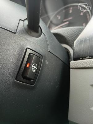 Grey BMW 320 2008 in Vilnius, with an engine capacity of 2.00 L and mileage of 365 thousand km for 3550 €, photo 34 on AUTOMOTO.COM.LV