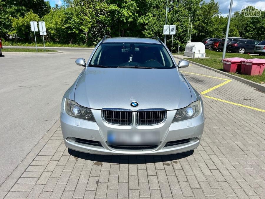 Pelēks BMW 320 2008 Panevēža, ar dzinēja tilpumu 2.00 L un nobraukumu 373 tūkst. km par 3250 €, foto 6 vietnē AUTOMOTO.COM.LV