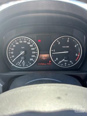 Pelēks BMW 320 2008 Panevēža, ar dzinēja tilpumu 2.00 L un nobraukumu 373 tūkst. km par 3250 €, foto 7 vietnē AUTOMOTO.COM.LV