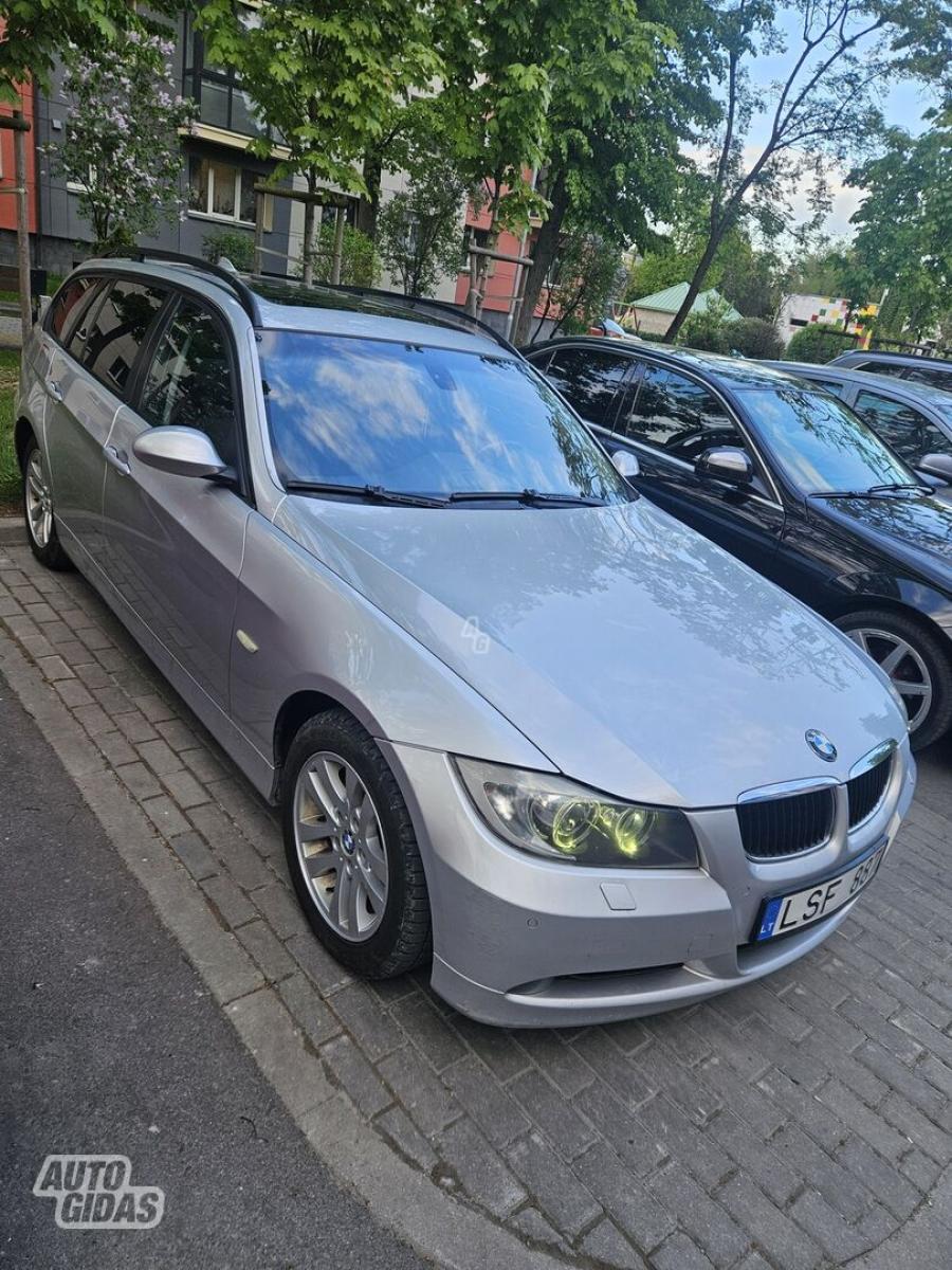 Grey BMW 320 2008 in Klaipeda, with an engine capacity of 2.00 L and mileage of 328 thousand km for 3000 €, photo 4 on AUTOMOTO.COM.LV