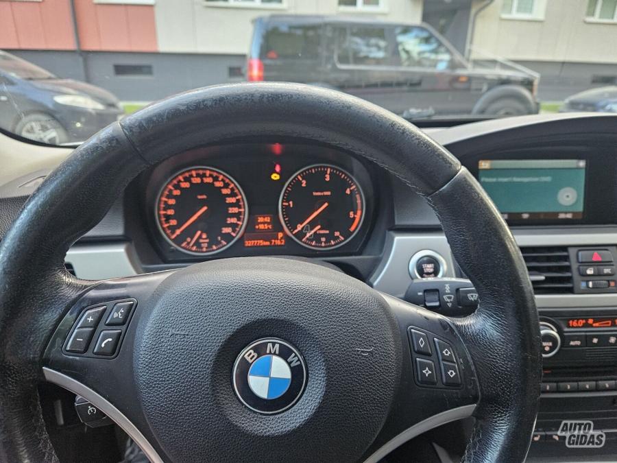Grey BMW 320 2008 in Klaipeda, with an engine capacity of 2.00 L and mileage of 328 thousand km for 3000 €, photo 9 on AUTOMOTO.COM.LV
