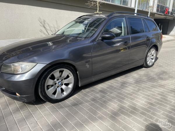 Pelēks BMW 320 2008 Viļņa, ar dzinēja tilpumu 2.00 L un nobraukumu 300 tūkst. km par 2500 €, foto 6 vietnē AUTOMOTO.COM.LV
