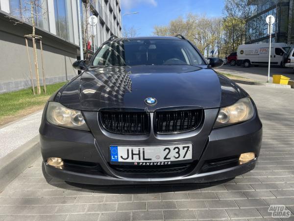 Pelēks BMW 320 2008 Viļņa, ar dzinēja tilpumu 2.00 L un nobraukumu 300 tūkst. km par 2500 €, foto 8 vietnē AUTOMOTO.COM.LV