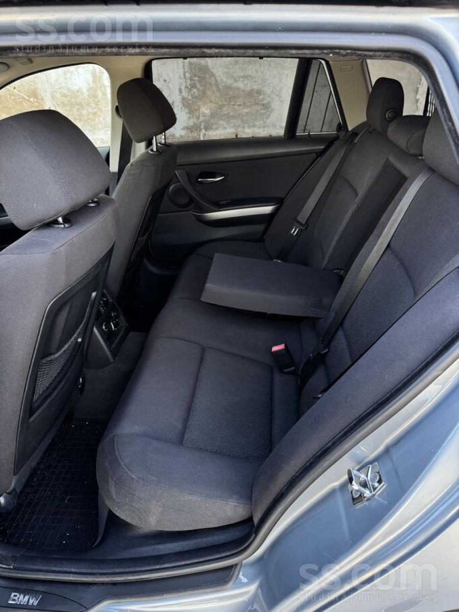 Pelēks BMW 320 2008 Rīga, ar dzinēja tilpumu 2.00 L un nobraukumu 220 tūkst. km par 5500 €, foto 23 vietnē AUTOMOTO.COM.LV