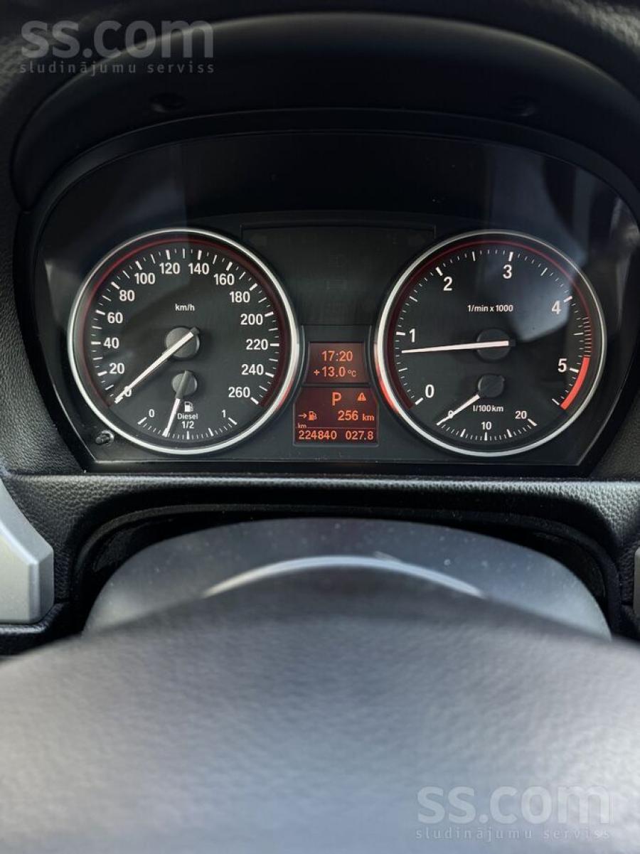 Pelēks BMW 320 2008 Rīga, ar dzinēja tilpumu 2.00 L un nobraukumu 220 tūkst. km par 5500 €, foto 24 vietnē AUTOMOTO.COM.LV