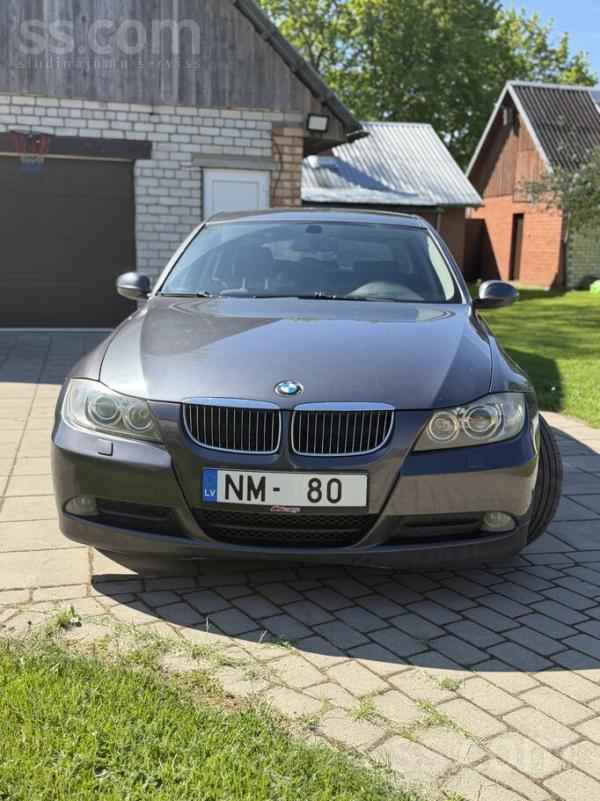 Grey BMW 320 2008 in Liepaja, with an engine capacity of 2.00 L and mileage of 315 thousand km for 3999 €, photo 2 on AUTOMOTO.COM.LV