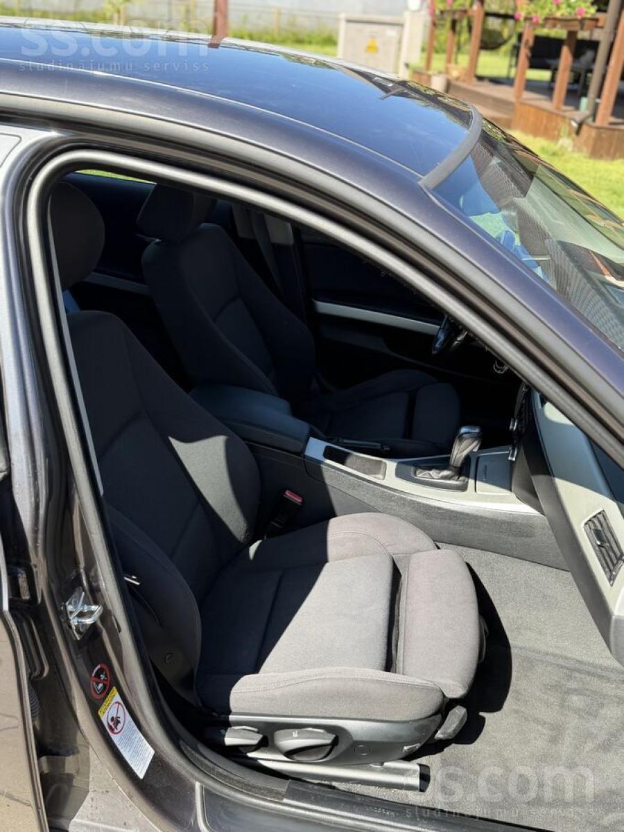 Pelēks BMW 320 2008 Liepāja, ar dzinēja tilpumu 2.00 L un nobraukumu 315 tūkst. km par 3999 €, foto 5 vietnē AUTOMOTO.COM.LV