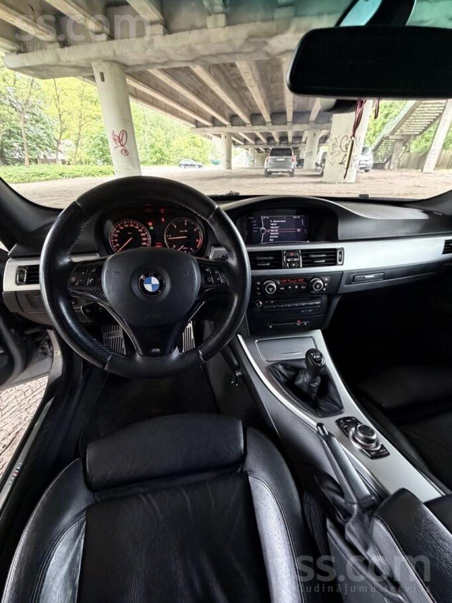 Pelēks BMW 320 2008 Rīga, ar dzinēja tilpumu 2.00 L un nobraukumu 302 tūkst. km par 5600 €, foto 12 vietnē AUTOMOTO.COM.LV