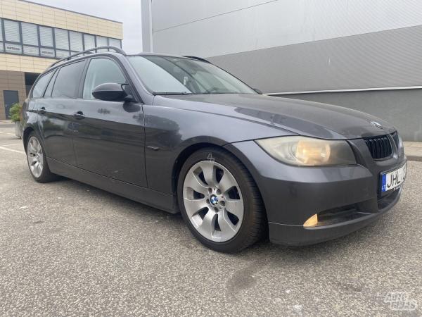 Pelēks BMW 320 2008 Viļņa, ar dzinēja tilpumu 2.00 L un nobraukumu 300 tūkst. km par 2750 €, foto 1 vietnē AUTOMOTO.COM.LV