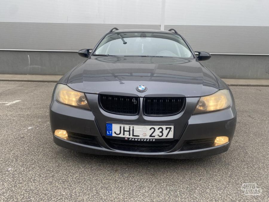 Grey BMW 320 2008 in Vilnius, with an engine capacity of 2.00 L and mileage of 300 thousand km for 2750 €, photo 14 on AUTOMOTO.COM.LV