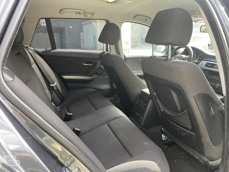 Grey BMW 320 2008 in Vilnius, with an engine capacity of 2.00 L and mileage of 300 thousand km for 2750 €, photo 28 on AUTOMOTO.COM.LV