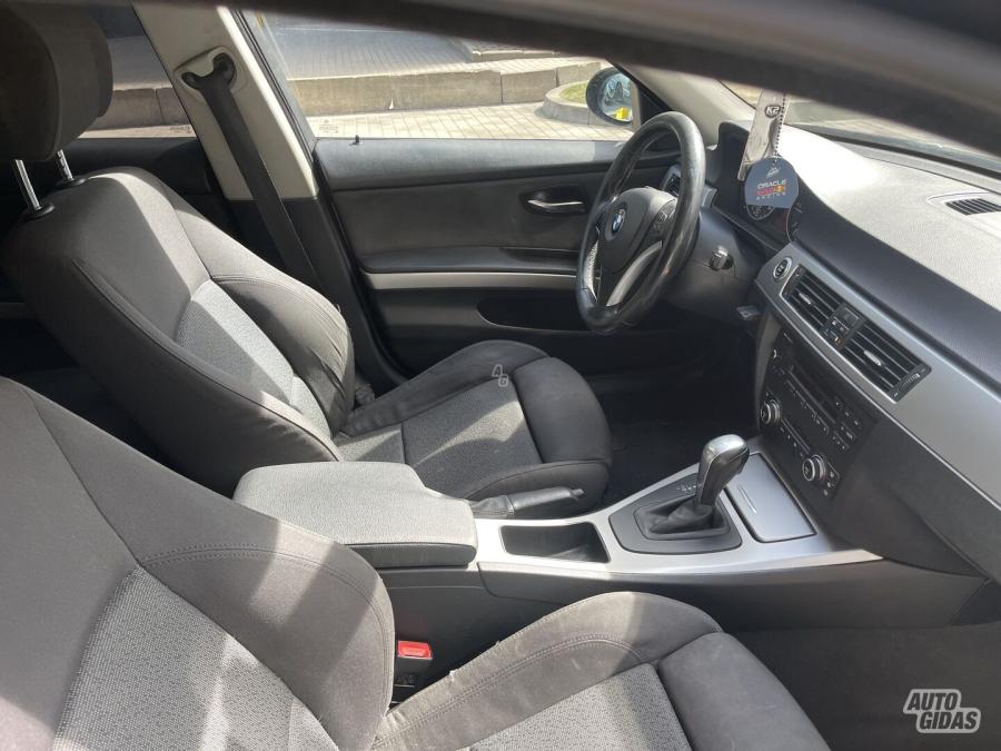 Grey BMW 320 2008 in Vilnius, with an engine capacity of 2.00 L and mileage of 300 thousand km for 2750 €, photo 30 on AUTOMOTO.COM.LV