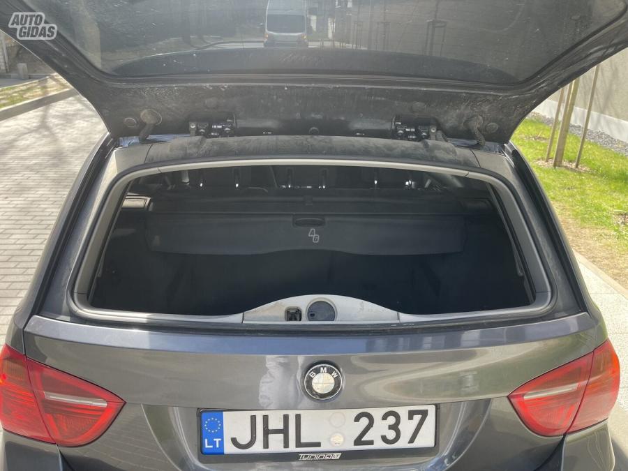 Grey BMW 320 2008 in Vilnius, with an engine capacity of 2.00 L and mileage of 300 thousand km for 2750 €, photo 32 on AUTOMOTO.COM.LV
