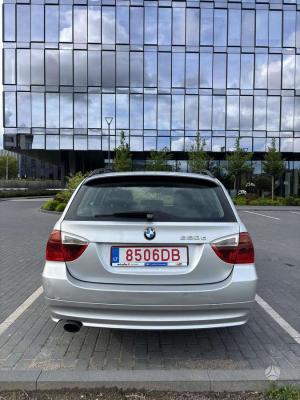 Pelēks BMW 320 2008 Viļņa, ar dzinēja tilpumu 2.00 L un nobraukumu 295 tūkst. km par 3300 €, foto 6 vietnē AUTOMOTO.COM.LV