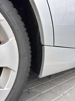 Pelēks BMW 320 2008 Viļņa, ar dzinēja tilpumu 2.00 L un nobraukumu 295 tūkst. km par 3300 €, foto 14 vietnē AUTOMOTO.COM.LV