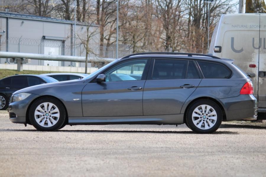 Grey BMW 320 2008 in Riga, with an engine capacity of 2.00 L and mileage of 409 thousand km for 3190 €, photo 4 on AUTOMOTO.COM.LV