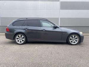 Grey BMW 320 2008 in Vilnius, with an engine capacity of 2.00 L and mileage of 300 thousand km for 2500 €, photo 4 on AUTOMOTO.COM.LV