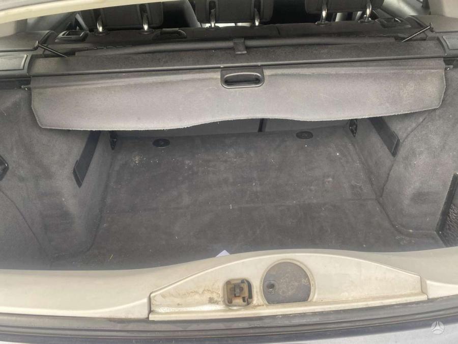 Grey BMW 320 2008 in Vilnius, with an engine capacity of 2.00 L and mileage of 300 thousand km for 2500 €, photo 31 on AUTOMOTO.COM.LV