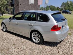 Grey BMW 320 2008 in Vilnius, with an engine capacity of 2.00 L and mileage of 390 thousand km for 2850 €, photo 4 on AUTOMOTO.COM.LV