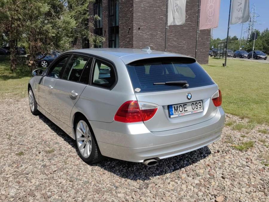 Grey BMW 320 2008 in Vilnius, with an engine capacity of 2.00 L and mileage of 390 thousand km for 2850 €, photo 6 on AUTOMOTO.COM.LV