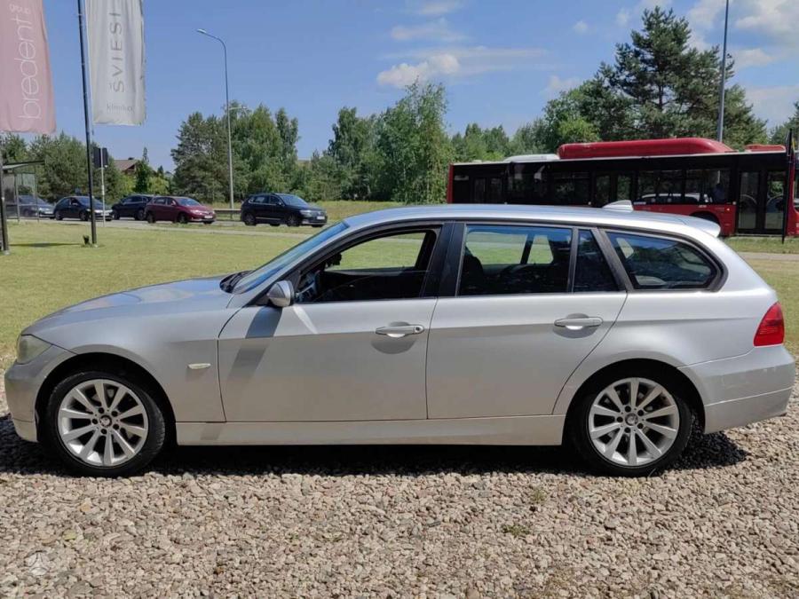 Grey BMW 320 2008 in Vilnius, with an engine capacity of 2.00 L and mileage of 390 thousand km for 2850 €, photo 8 on AUTOMOTO.COM.LV