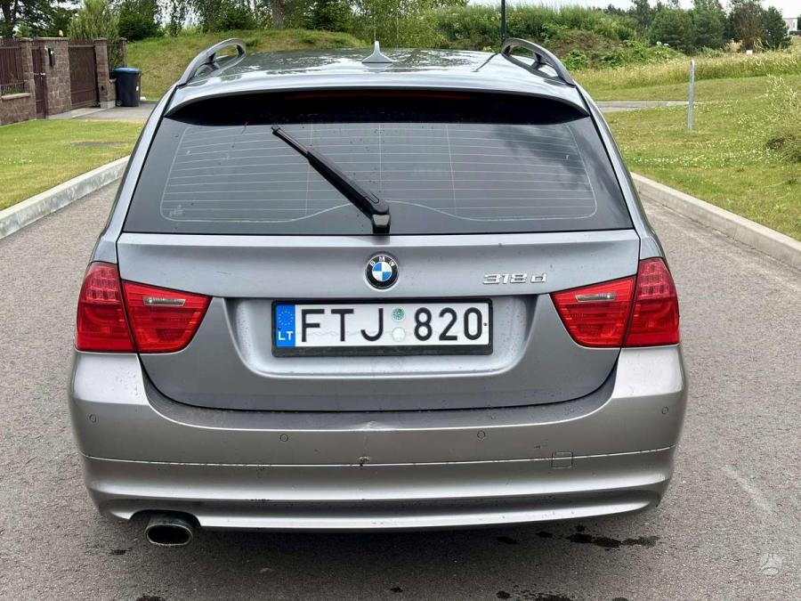 Grey BMW 320 2008 in Vilnius, with an engine capacity of 2.00 L and mileage of 350 thousand km for 2950 €, photo 5 on AUTOMOTO.COM.LV