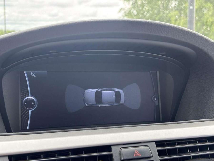 Grey BMW 320 2008 in Vilnius, with an engine capacity of 2.00 L and mileage of 350 thousand km for 2950 €, photo 15 on AUTOMOTO.COM.LV