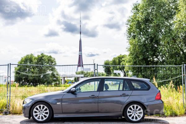 Pelēks BMW 320 2008 Rīga, ar dzinēja tilpumu 2.00 L un nobraukumu 295 tūkst. km par 4990 €, foto 4 vietnē AUTOMOTO.COM.LV