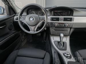 Grey BMW 320 2008 in Liepaja, with an engine capacity of 2.00 L and mileage of 340 thousand km for 4200 €, photo 13 on AUTOMOTO.COM.LV