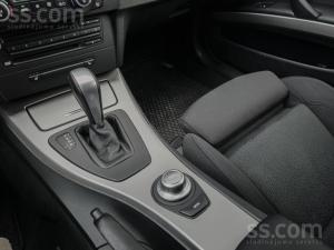 Grey BMW 320 2008 in Liepaja, with an engine capacity of 2.00 L and mileage of 340 thousand km for 4200 €, photo 26 on AUTOMOTO.COM.LV