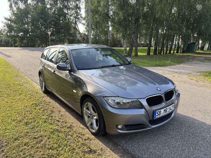 Grey BMW 320 2008 in Utena, with an engine capacity of 2.00 L and mileage of 311 thousand km for 3550 €, photo 9 on AUTOMOTO.COM.LV