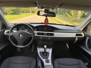 Grey BMW 320 2008 in Utena, with an engine capacity of 2.00 L and mileage of 311 thousand km for 3550 €, photo 14 on AUTOMOTO.COM.LV