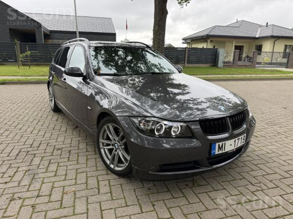 Grey BMW 320 2008 in Valmiera, with an engine capacity of 2.00 L and mileage of 283 thousand km for 3870 €, photo 2 on AUTOMOTO.COM.LV