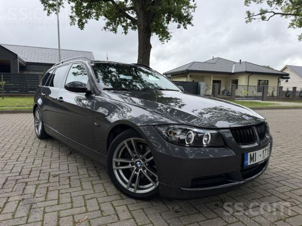 Grey BMW 320 2008 in Valmiera, with an engine capacity of 2.00 L and mileage of 283 thousand km for 3870 €, photo 4 on AUTOMOTO.COM.LV