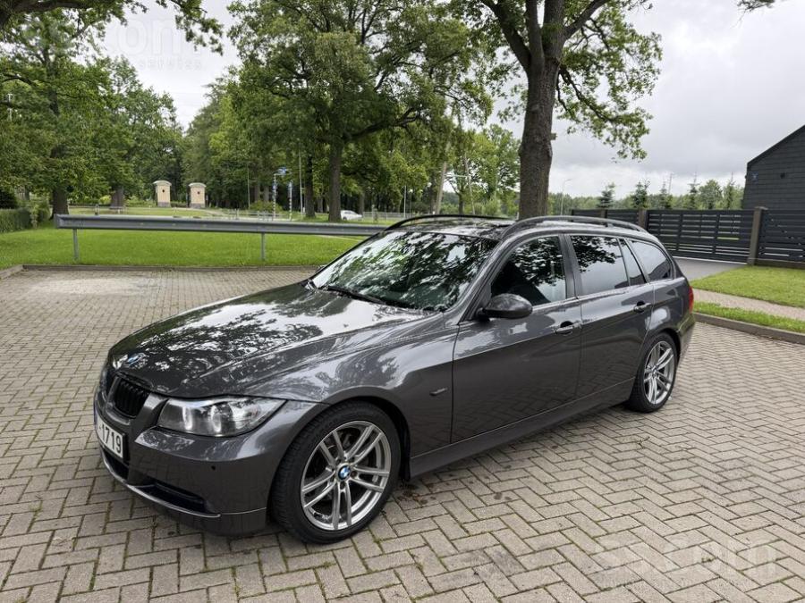 Grey BMW 320 2008 in Valmiera, with an engine capacity of 2.00 L and mileage of 283 thousand km for 3870 €, photo 14 on AUTOMOTO.COM.LV