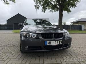 Grey BMW 320 2008 in Valmiera, with an engine capacity of 2.00 L and mileage of 283 thousand km for 3870 €, photo 15 on AUTOMOTO.COM.LV
