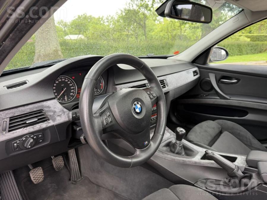 Grey BMW 320 2008 in Valmiera, with an engine capacity of 2.00 L and mileage of 283 thousand km for 3870 €, photo 20 on AUTOMOTO.COM.LV