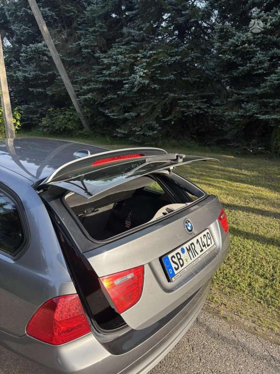 Pelēks BMW 320 2008 Utena, ar dzinēja tilpumu 2.00 L un nobraukumu 311 tūkst. km par 3350 €, foto 12 vietnē AUTOMOTO.COM.LV
