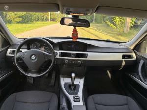 Pelēks BMW 320 2008 Utena, ar dzinēja tilpumu 2.00 L un nobraukumu 311 tūkst. km par 3350 €, foto 14 vietnē AUTOMOTO.COM.LV