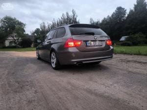 Pelēks BMW 320 2008 Panevēža, ar dzinēja tilpumu 2.00 L un nobraukumu 300 tūkst. km par 3650 €, foto 8 vietnē AUTOMOTO.COM.LV